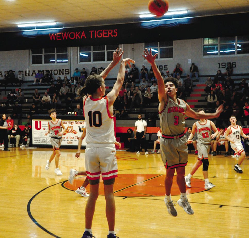 Wewoka Wins Over Konawa in Battle of The Tigers | Seminole Producer