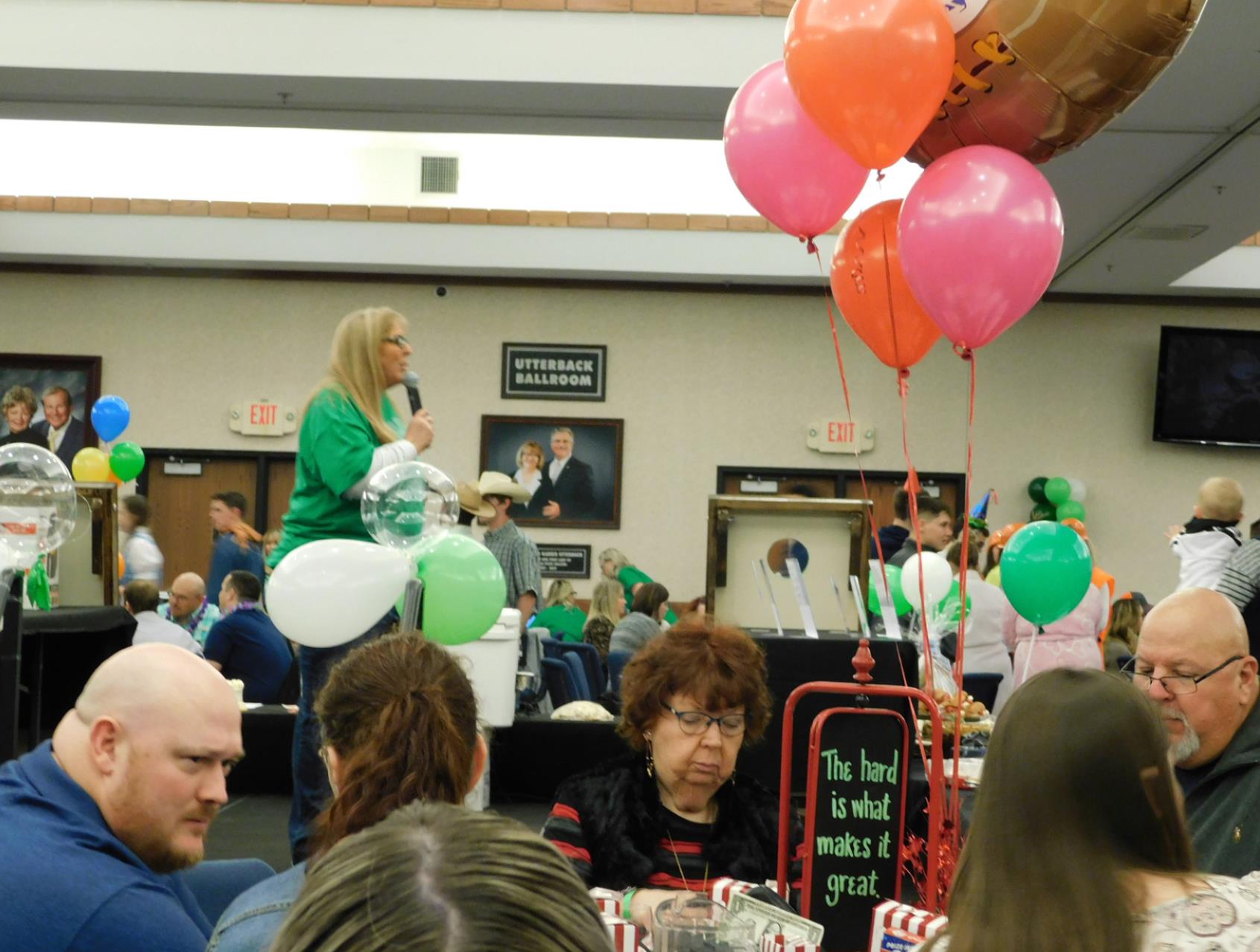 Seminole High School Hosted the 21st Annual “That Prom Thing” Fundraiser | Seminole Producer