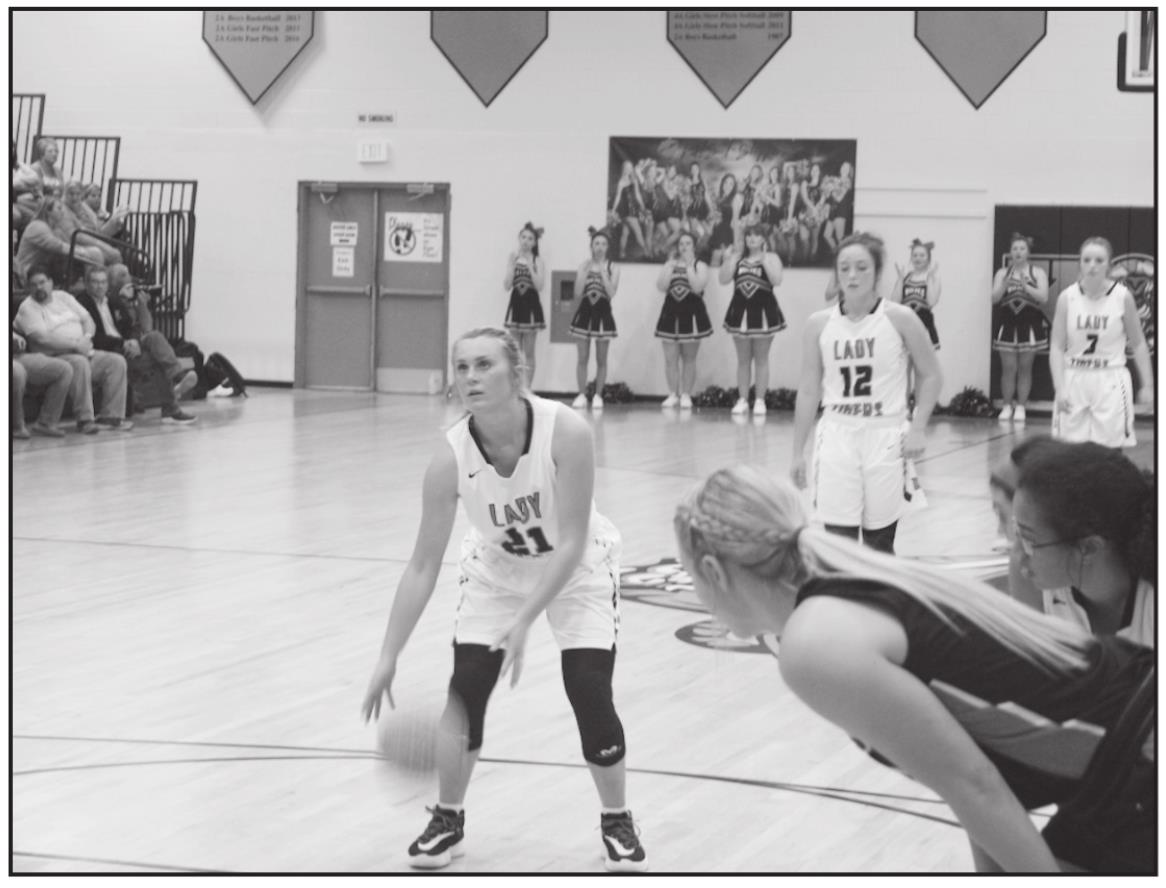 Konawa Tigers Take on Vanoss Wolves | Seminole Producer